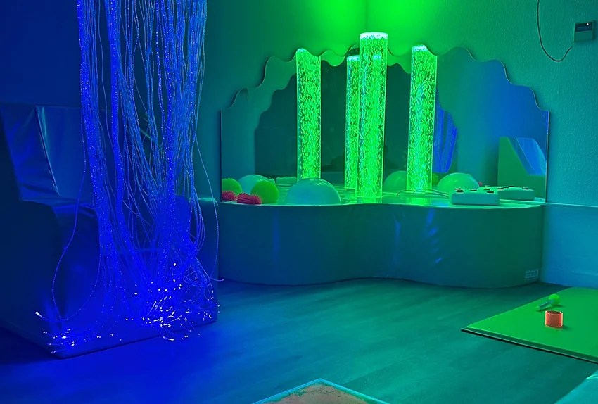 SALLE SNOEZELEN – Escapades de ouf' vers l'ordinaire – reoos